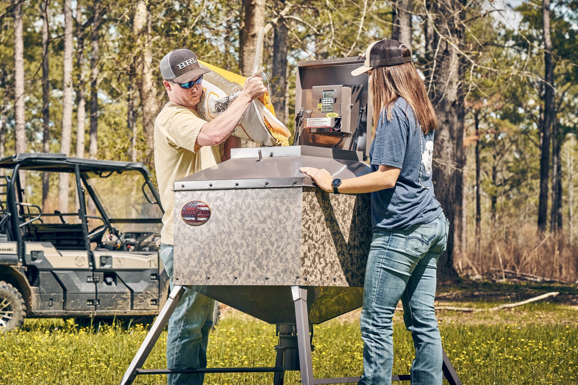 How To Properly Use A Deer Feeder: 10 Tips For Beginner Hunters - Local ...