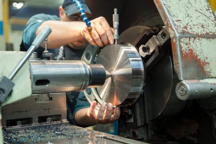 How To Start A New Machine Shop? 5 Tips For Buying Lathe Machines ...